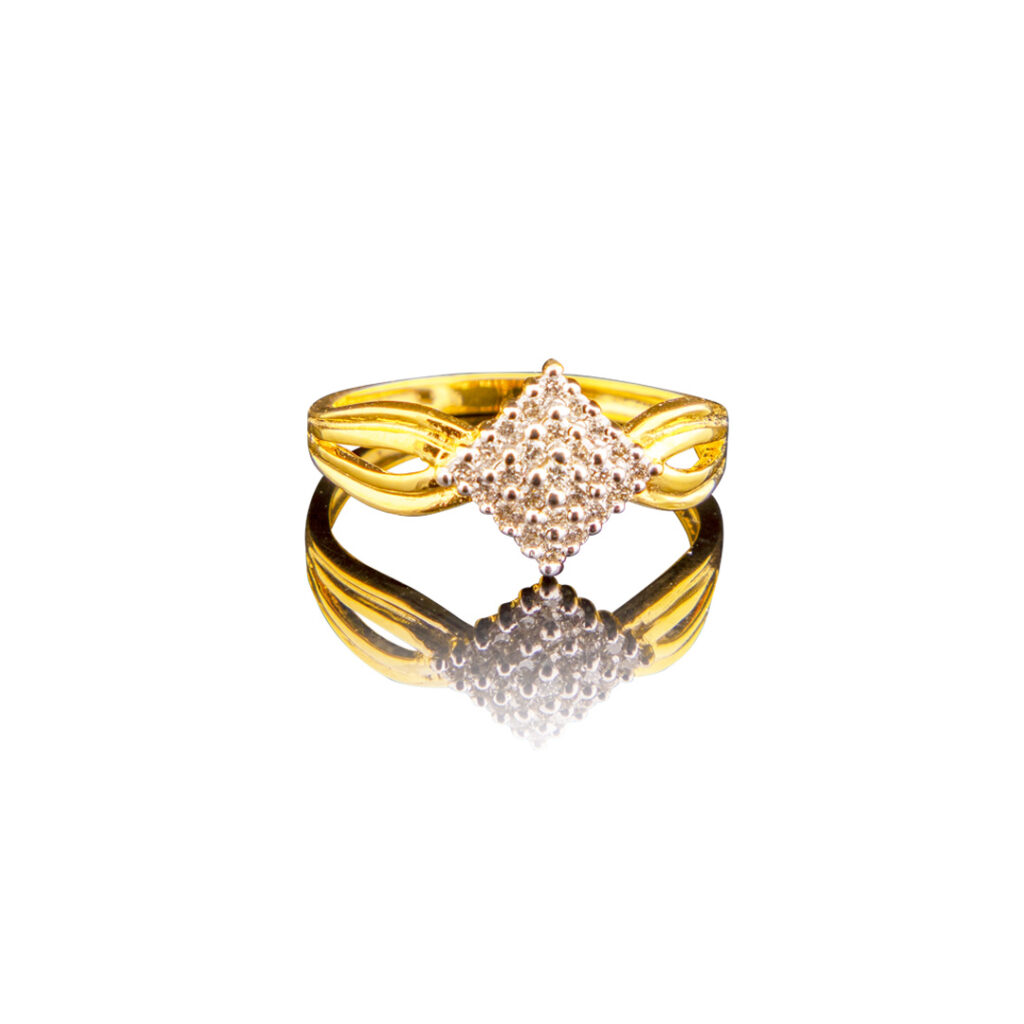 Light Weight Diamond Ring (DRKAR 2078) - Ganapati Jewellers Nepal